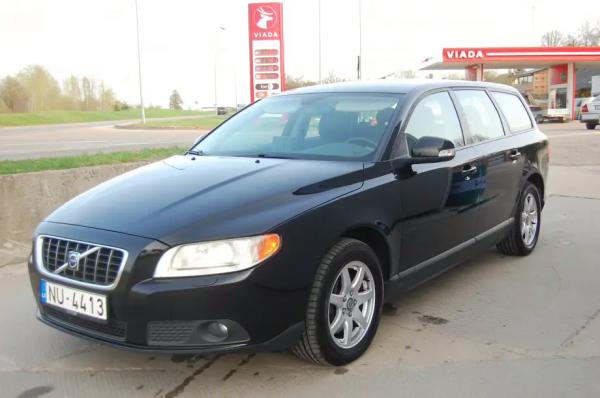 Melns Volvo V70 2007 Jēkabpils, ar dzinēja tilpumu 2.40 L un nobraukumu 255 tūkst. km par 5700 €, foto 3 vietnē AUTOMOTO.COM.LV