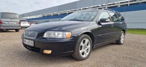 Black Volvo V70 2007 in Daugavpils, with an engine capacity of 2.40 L and mileage of 391 thousand km for 2950 €, photo  on AUTOMOTO.COM.LV
