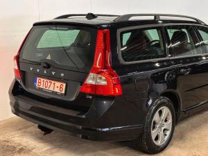 Black Volvo V70 2007 in Jurmala, with an engine capacity of 2.40 L and mileage of 456 thousand km for 4850 €, photo 10 on AUTOMOTO.COM.LV