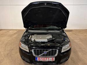 Black Volvo V70 2007 in Jurmala, with an engine capacity of 2.40 L and mileage of 456 thousand km for 4850 €, photo 38 on AUTOMOTO.COM.LV