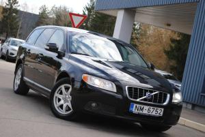 Black Volvo V70 2007 in Riga, with an engine capacity of 2.40 L and mileage of 336 thousand km for 3390 €, photo 5 on AUTOMOTO.COM.LV