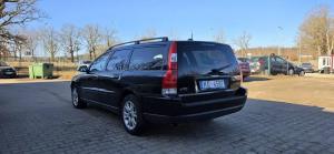 Черный Вольво В70 2007 в Валмиера, объемом двигателя 2.40 л и пробегом 454 тыс. км за 1700 €, фото 5 на AUTOMOTO.COM.LV
