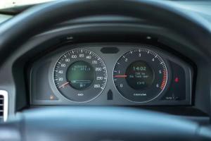Melns Volvo V70 2007 Liepāja, ar dzinēja tilpumu 2.40 L un nobraukumu 426 tūkst. km par 2000 €, foto 16 vietnē AUTOMOTO.COM.LV