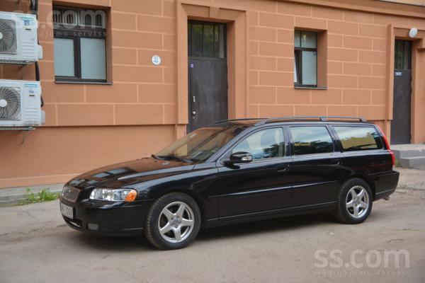 Черный Вольво В70 2007 в Рига, объемом двигателя 2.40 л и пробегом 287 тыс. км за 3200 €, фото 1 на AUTOMOTO.COM.LV
