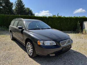 Melns Volvo V70 2007 Alīta, ar dzinēja tilpumu 2.40 L un nobraukumu 310 tūkst. km par 2450 €, foto 3 vietnē AUTOMOTO.COM.LV
