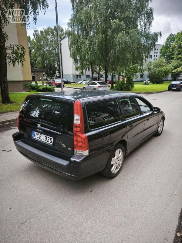 Melns Volvo V70 2007 Kauņa, ar dzinēja tilpumu 2.40 L un nobraukumu 245 tūkst. km par 900 €, foto 4 vietnē AUTOMOTO.COM.LV
