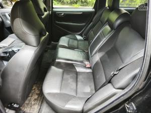 Black Volvo V70 2007 in Kaunas, with an engine capacity of 2.40 L and mileage of 245 thousand km for 900 €, photo 12 on AUTOMOTO.COM.LV