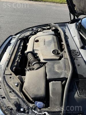 Black Volvo V70 2007 in Kuldiga, with an engine capacity of 2.40 L and mileage of 402 thousand km for 2300 €, photo 11 on AUTOMOTO.COM.LV