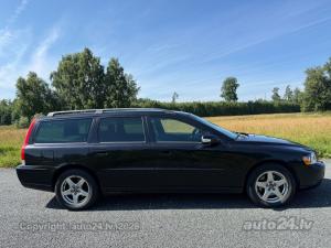 Черный Вольво В70 2007 в Таллин, объемом двигателя 2.40 л и пробегом 300 тыс. км за 2950 €, фото 4 на AUTOMOTO.COM.LV