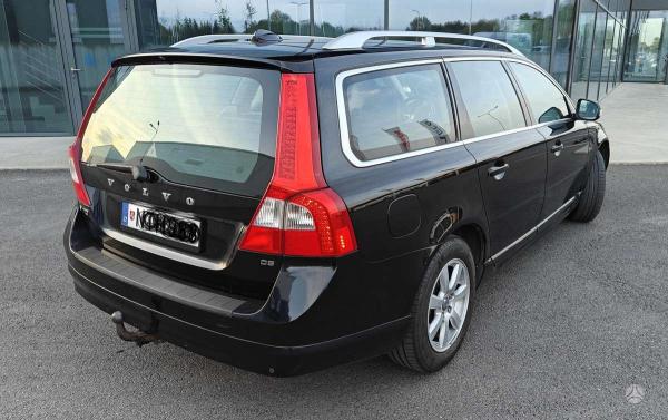 Melns Volvo V70 2007 Kauņa, ar dzinēja tilpumu 2.40 L un nobraukumu 278 tūkst. km par 4600 €, foto 3 vietnē AUTOMOTO.COM.LV