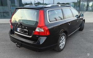 Melns Volvo V70 2007 Kauņa, ar dzinēja tilpumu 2.40 L un nobraukumu 278 tūkst. km par 4600 €, foto 4 vietnē AUTOMOTO.COM.LV