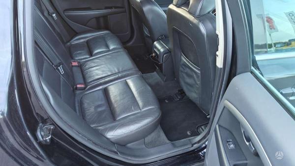Melns Volvo V70 2007 Kauņa, ar dzinēja tilpumu 2.40 L un nobraukumu 278 tūkst. km par 4600 €, foto 9 vietnē AUTOMOTO.COM.LV