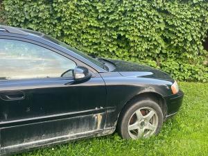 Melns Volvo V70 2007 Rēzekne, ar dzinēja tilpumu 2.40 L un nobraukumu 314 tūkst. km par 2300 €, foto 6 vietnē AUTOMOTO.COM.LV