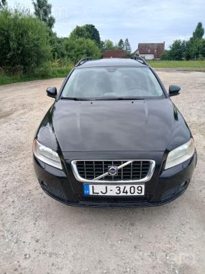 Black Volvo V70 2007 in Kuldiga, with an engine capacity of 2.40 L and mileage of 333 thousand km for 3000 €, photo  on AUTOMOTO.COM.LV
