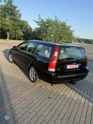 Melns Volvo V70 2007 Jonava, ar dzinēja tilpumu 2.40 L un nobraukumu 325 tūkst. km par 2300 €, foto 7 vietnē AUTOMOTO.COM.LV