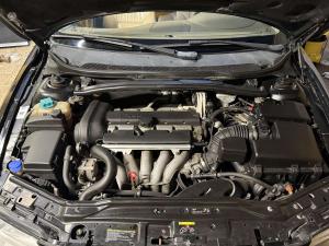 Melns Volvo V70 2007 Jonava, ar dzinēja tilpumu 2.40 L un nobraukumu 325 tūkst. km par 2300 €, foto 19 vietnē AUTOMOTO.COM.LV