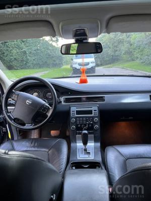 Melns Volvo V70 2007 Kuldīga, ar dzinēja tilpumu 2.40 L un nobraukumu 400 tūkst. km par 2750 €, foto 5 vietnē AUTOMOTO.COM.LV