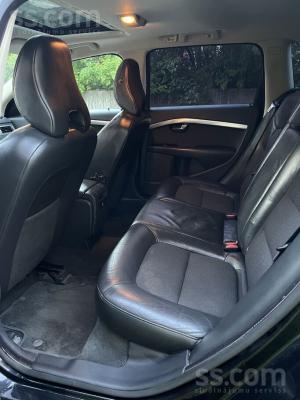 Melns Volvo V70 2007 Kuldīga, ar dzinēja tilpumu 2.40 L un nobraukumu 400 tūkst. km par 2750 €, foto 6 vietnē AUTOMOTO.COM.LV