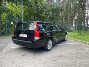 Black Volvo V70 2007 in Riga, with an engine capacity of 2.40 L and mileage of 0 thousand km for 3900 €, photo 5 on AUTOMOTO.COM.LV