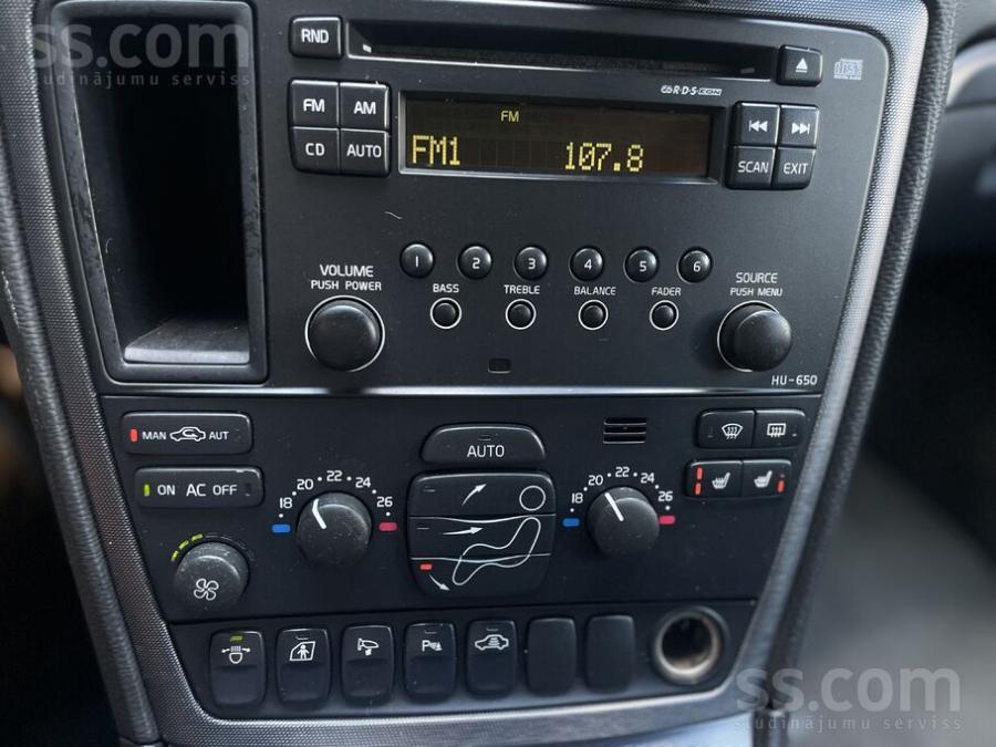 Melns Volvo V70 2007 Rīga, ar dzinēja tilpumu 2.40 L un nobraukumu 289 tūkst. km par 3950 €, foto 12 vietnē AUTOMOTO.COM.LV