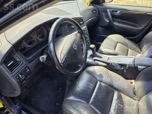 Melns Volvo V70 2007 Rīga, ar dzinēja tilpumu 2.40 L un nobraukumu 438 tūkst. km par 2350 €, foto 6 vietnē AUTOMOTO.COM.LV