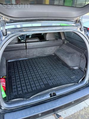Melns Volvo V70 2007 Rīga, ar dzinēja tilpumu 2.40 L un nobraukumu 335 tūkst. km par 2500 €, foto 12 vietnē AUTOMOTO.COM.LV