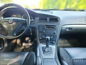 Melns Volvo V70 2007 Jelgava, ar dzinēja tilpumu 2.40 L un nobraukumu 316 tūkst. km par 1850 €, foto 11 vietnē AUTOMOTO.COM.LV