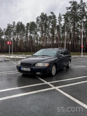 Черный Вольво В70 2007 в Прейли, объемом двигателя 2.40 л и пробегом 402 тыс. км за 2100 €, фото  на AUTOMOTO.COM.LV