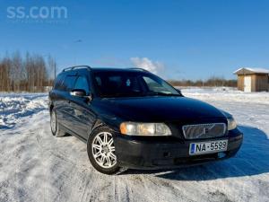 Black Volvo V70 2007 in Rezekne, with an engine capacity of 2.40 L and mileage of 304 thousand km for 1999 €, photo 1 on AUTOMOTO.COM.LV