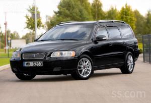 Volvo V70 2007 Jelgava vietnē Melns Volvo V70 2007 Jelgava, ar dzinēja tilpumu 2.40 L un nobraukumu 0 tūkst. km par 1500 €, foto 1 vietnē AUTOMOTO.COM.LV