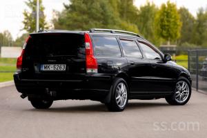 Melns Volvo V70 2007 Jelgava, ar dzinēja tilpumu 2.40 L un nobraukumu 0 tūkst. km par 1500 €, foto 5 vietnē AUTOMOTO.COM.LV