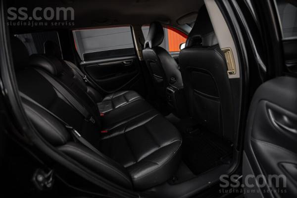 Melns Volvo V70 2007 Jelgava, ar dzinēja tilpumu 2.40 L un nobraukumu 0 tūkst. km par 1500 €, foto 9 vietnē AUTOMOTO.COM.LV