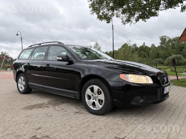 Melns Volvo V70 2007 Bauska, ar dzinēja tilpumu 2.40 L un nobraukumu 320 tūkst. km par 3500 €, foto 5 vietnē AUTOMOTO.COM.LV