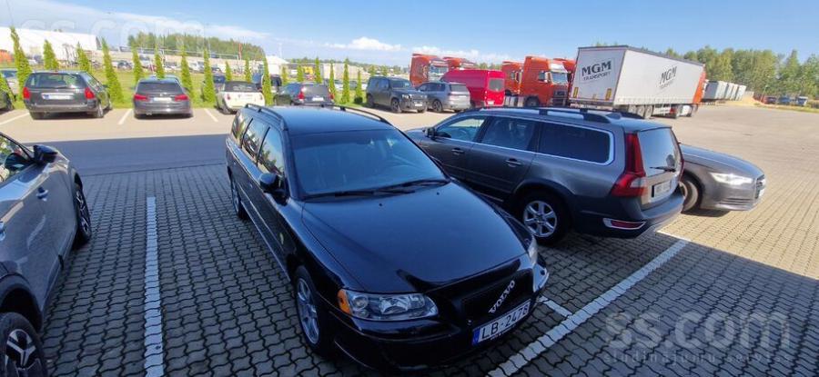 Черный Вольво В70 2007 в Рига, объемом двигателя 2.40 л и пробегом 376 тыс. км за 2900 €, фото 4 на AUTOMOTO.COM.LV