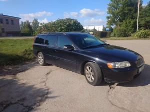 Melns Volvo V70 2007 Jonava, ar dzinēja tilpumu 2.40 L un nobraukumu 424 tūkst. km par 2900 €, foto  vietnē AUTOMOTO.COM.LV