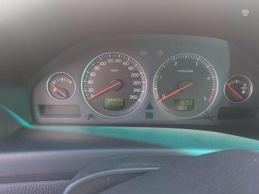 Melns Volvo V70 2007 Jonava, ar dzinēja tilpumu 2.40 L un nobraukumu 424 tūkst. km par 2900 €, foto 5 vietnē AUTOMOTO.COM.LV
