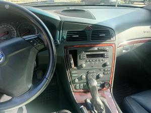 Melns Volvo V70 2007 Jonava, ar dzinēja tilpumu 2.40 L un nobraukumu 424 tūkst. km par 2900 €, foto 6 vietnē AUTOMOTO.COM.LV