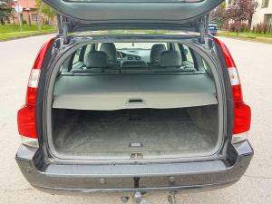 Melns Volvo V70 2007 Alīta, ar dzinēja tilpumu 2.40 L un nobraukumu 289 tūkst. km par 2900 €, foto 14 vietnē AUTOMOTO.COM.LV