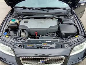 Melns Volvo V70 2007 Alīta, ar dzinēja tilpumu 2.40 L un nobraukumu 289 tūkst. km par 2900 €, foto 15 vietnē AUTOMOTO.COM.LV