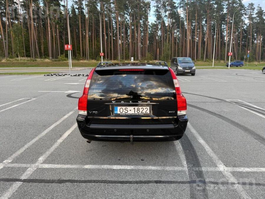 Melns Volvo V70 2007 Rīga, ar dzinēja tilpumu 2.40 L un nobraukumu 358 tūkst. km par 2600 €, foto 5 vietnē AUTOMOTO.COM.LV