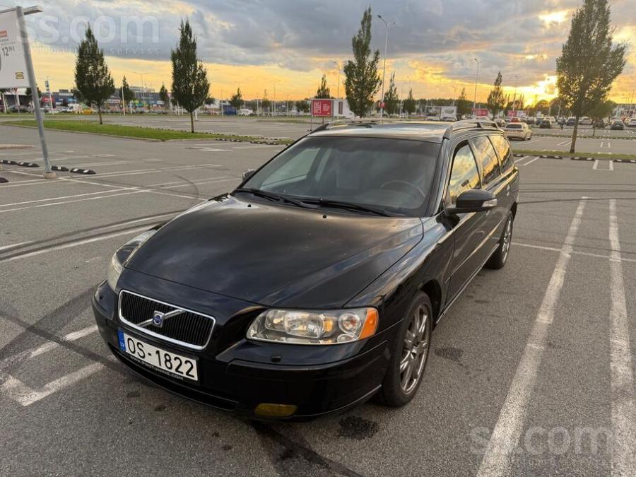 Melns Volvo V70 2007 Rīga, ar dzinēja tilpumu 2.40 L un nobraukumu 358 tūkst. km par 2600 €, foto 10 vietnē AUTOMOTO.COM.LV