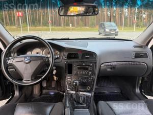 Melns Volvo V70 2007 Rīga, ar dzinēja tilpumu 2.40 L un nobraukumu 358 tūkst. km par 2600 €, foto 17 vietnē AUTOMOTO.COM.LV