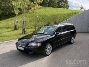 Вольво В70 2007 в Резекне на AUTOMOTO.COM.LV Черный Вольво В70 2007 в Резекне, объемом двигателя 2.40 л и пробегом 353 тыс. км за 2500 €, фото 1 на AUTOMOTO.COM.LV
