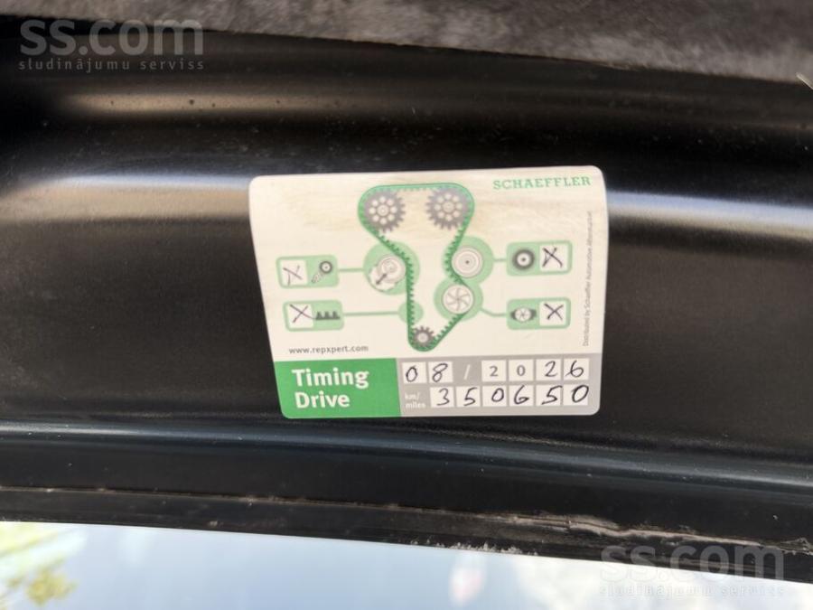 Melns Volvo V70 2007 Rēzekne, ar dzinēja tilpumu 2.40 L un nobraukumu 353 tūkst. km par 2500 €, foto 13 vietnē AUTOMOTO.COM.LV