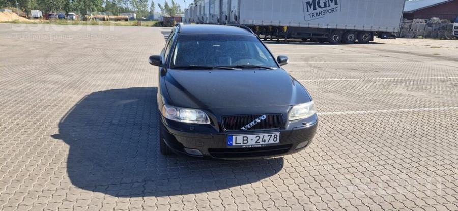Melns Volvo V70 2007 Rīga, ar dzinēja tilpumu 2.40 L un nobraukumu 376 tūkst. km par 3000 €, foto 10 vietnē AUTOMOTO.COM.LV