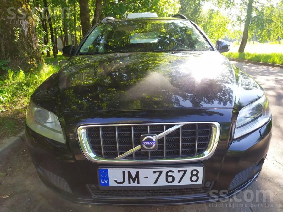 Melns Volvo V70 2007 Rīga, ar dzinēja tilpumu 2.40 L un nobraukumu 375 tūkst. km par 3300 €, foto 4 vietnē AUTOMOTO.COM.LV
