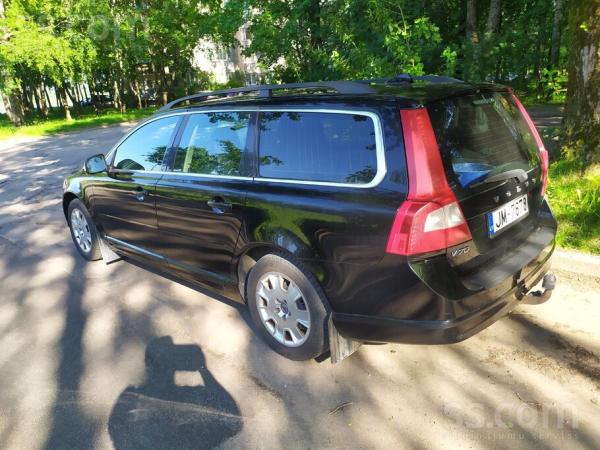 Volvo V70 2007 RÄ«ga vietnÄ Melns Volvo V70 2007 RÄ«ga, ar dzinÄja tilpumu 2.40 L un nobraukumu 375 tÅ«kst. km par 3300 ā¬, foto 6 vietnÄ AUTOMOTO.COM.LV