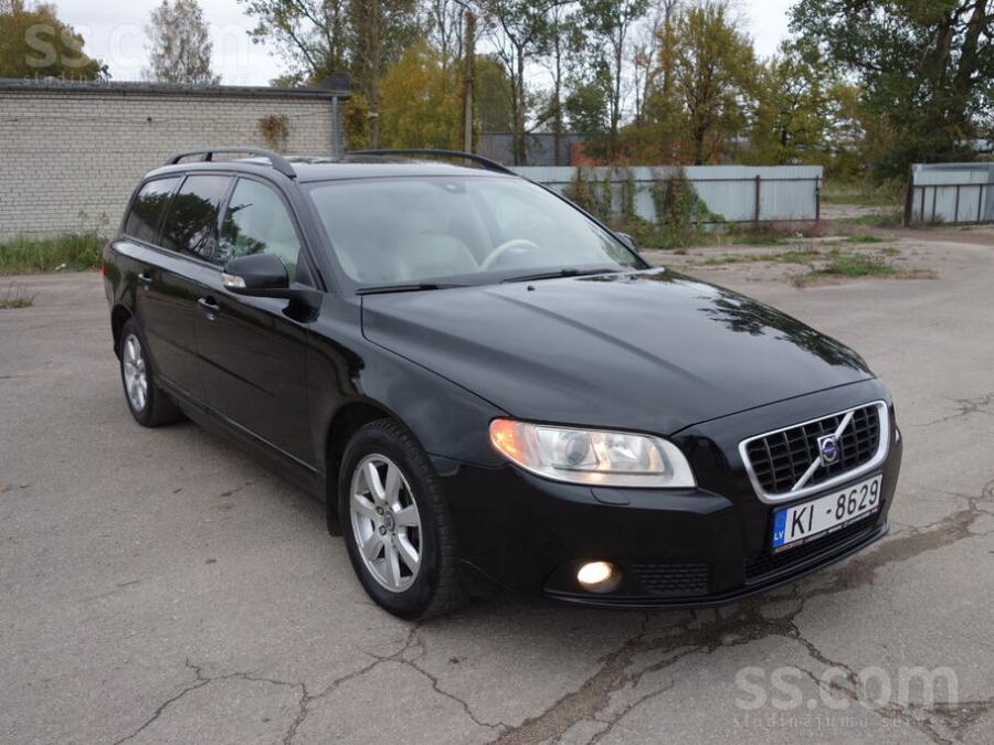 Melns Volvo V70 2007 Rīga, ar dzinēja tilpumu 2.40 L un nobraukumu 281 tūkst. km par 2750 €, foto 3 vietnē AUTOMOTO.COM.LV