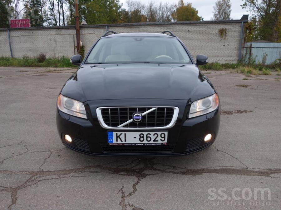 Melns Volvo V70 2007 Rīga, ar dzinēja tilpumu 2.40 L un nobraukumu 281 tūkst. km par 2750 €, foto 4 vietnē AUTOMOTO.COM.LV
