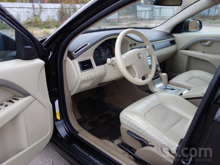 Melns Volvo V70 2007 Rīga, ar dzinēja tilpumu 2.40 L un nobraukumu 281 tūkst. km par 2750 €, foto 6 vietnē AUTOMOTO.COM.LV